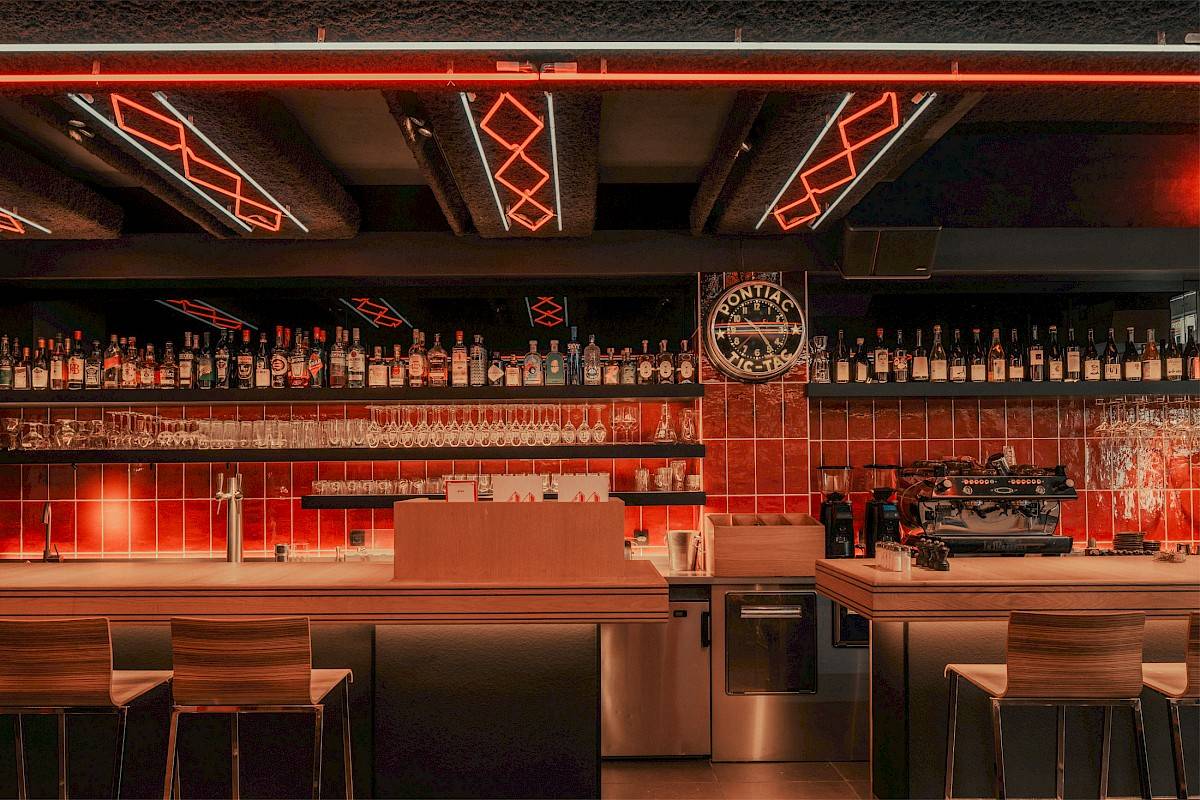 Snackbar Martino Ghent | Lighting design restaurant, INTI